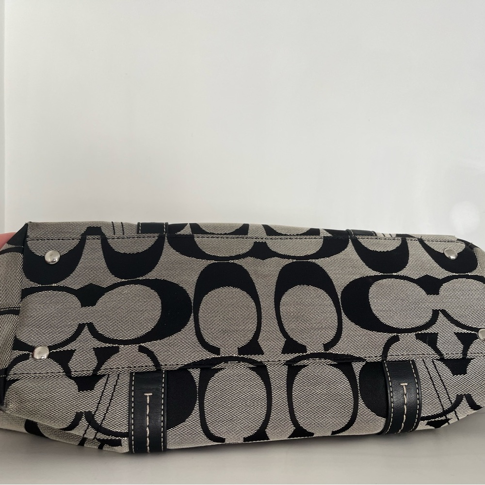 Coach Black & Gray Signature Bag - Gem